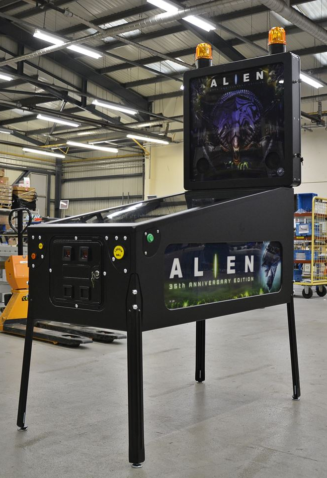 Alien Pinball – Black | AUSRETROGAMER
