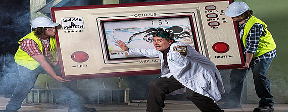 The Largest Playable Game and Watch Device | AUSRETROGAMER