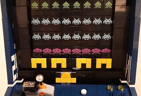 LEGO IDEAS: Playable Space Invaders Arcade | AUSRETROGAMER