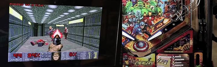 DOOM II Strafing On A Stern Pinball Machine | AUSRETROGAMER